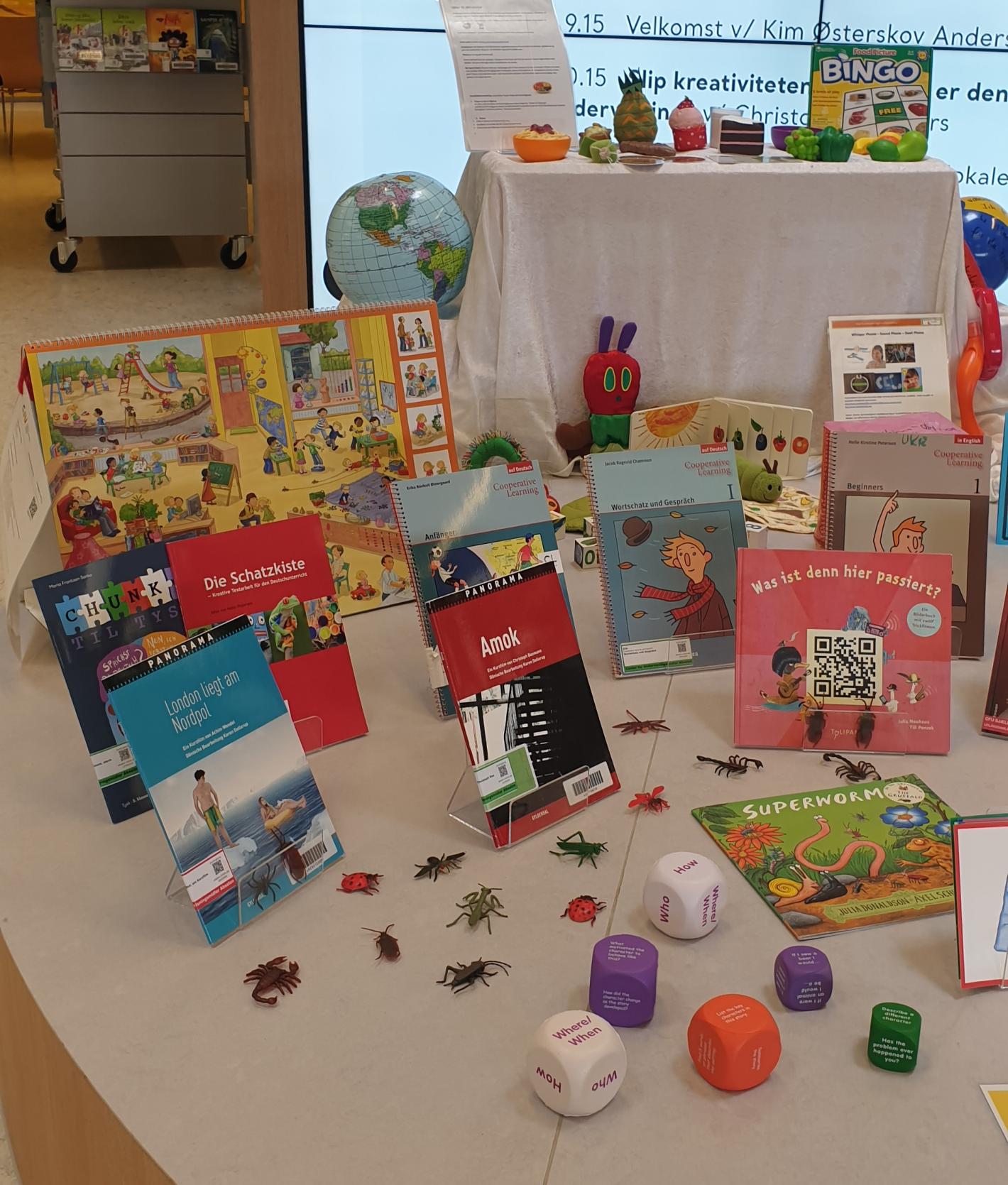 Udstilling af læremidler til engelsk og tysk | CFU Absalon